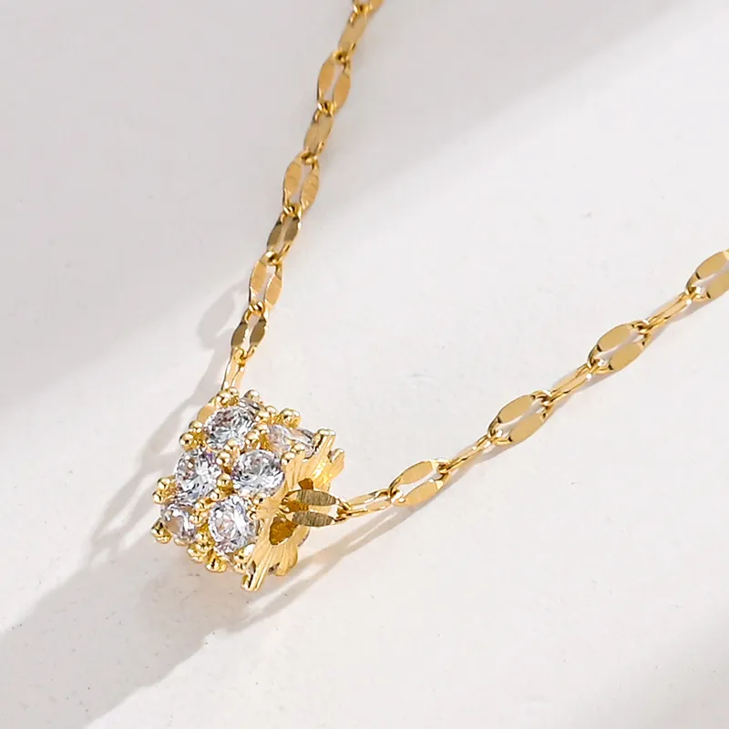 Wholesale Women'S Fashion Lips Chain Double Layer Diamond Circle Necklace